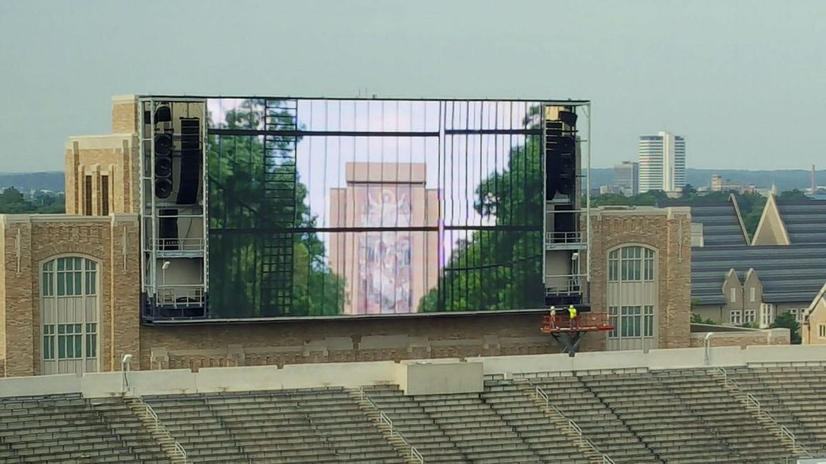 Pressure Is On Notre Dame Football With New Jumbotron // UHND.com
