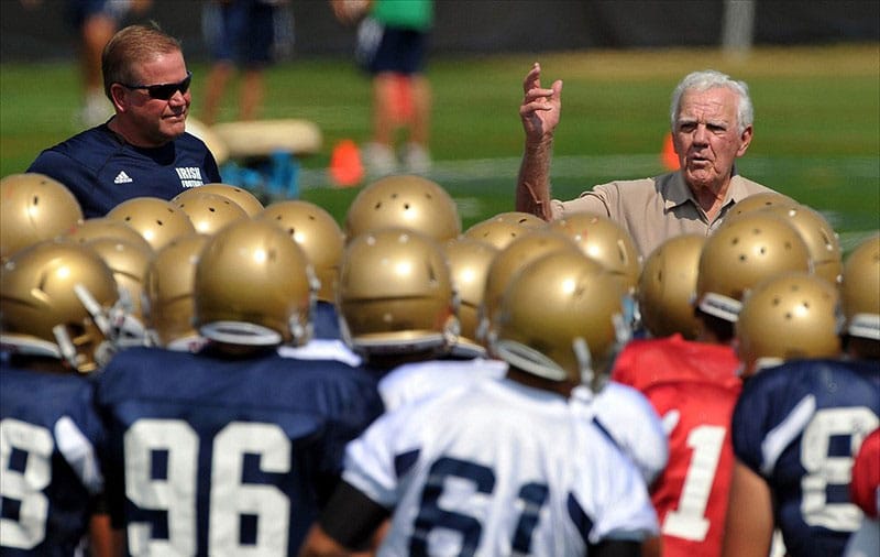 Notre Dame Football Legend Ara Parseghian Passed Away // UHND.com