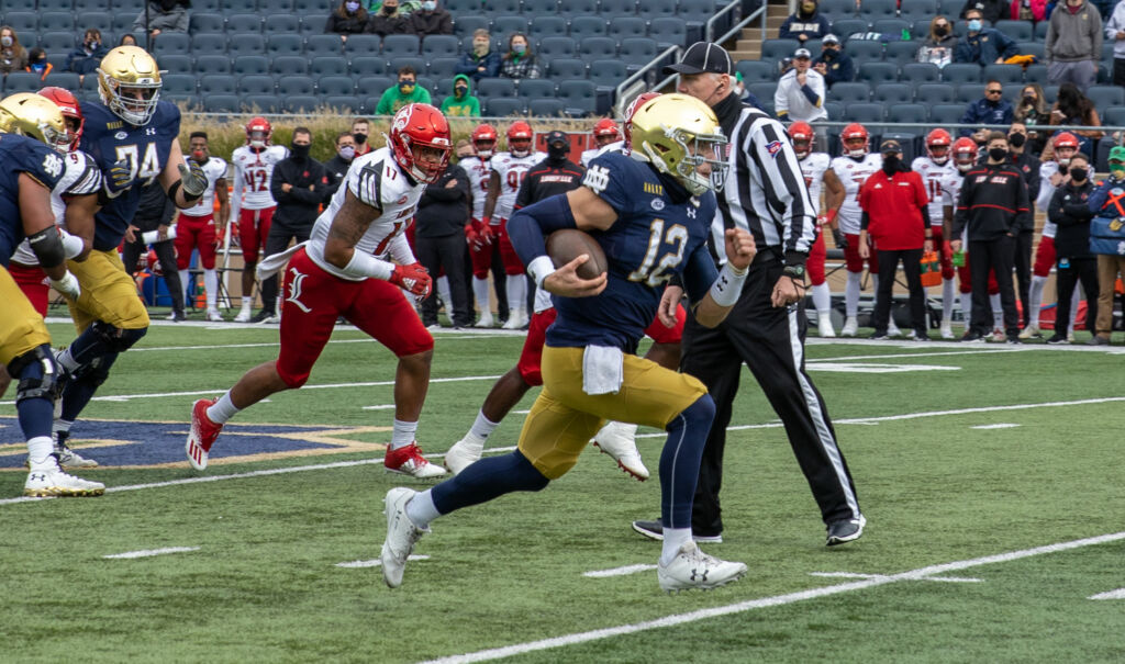 Key Matchups: Can Notre Dame Passing Game Move Ball On Pitt? // UHND.com