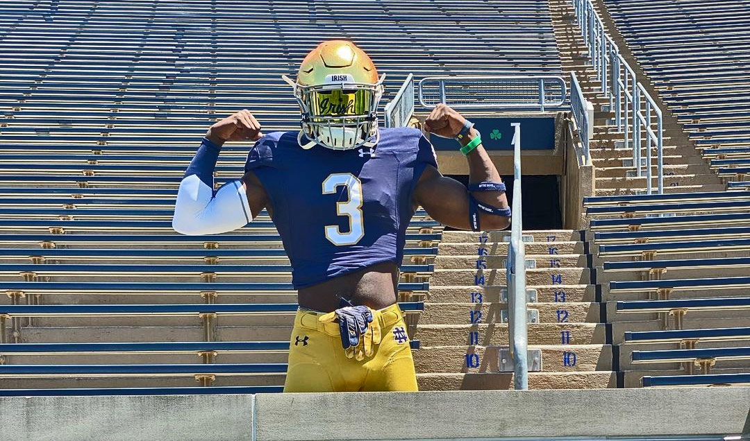 Top-100 Jaylen Sneed Commits To Notre Dame Over Oregon // UHND.com