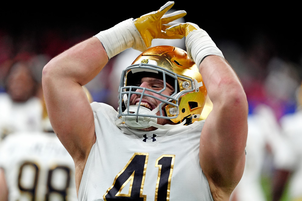 Donovan Hinish Retirement Turns Notre Dame's Biggest Portal Priority ...