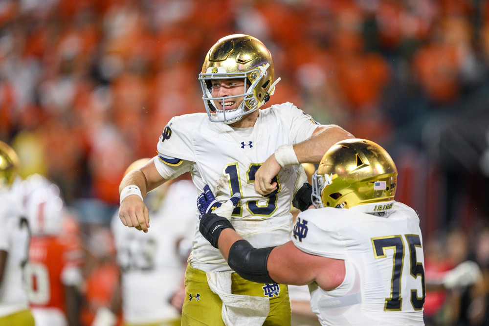 CJ Carr Shows He Belongs In First Career Start At Notre Dame // UHND.com