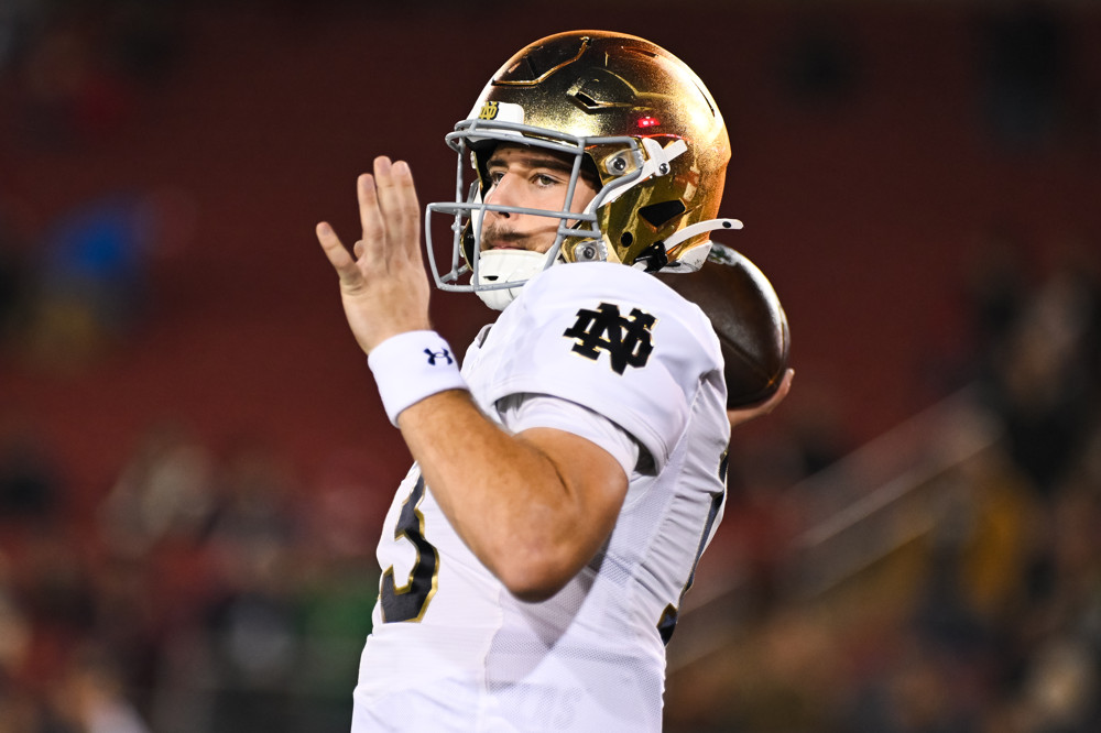 CJ Carr Is Next: Notre Dame's QB1 Poised For 2026 Heisman Push // UHND.com